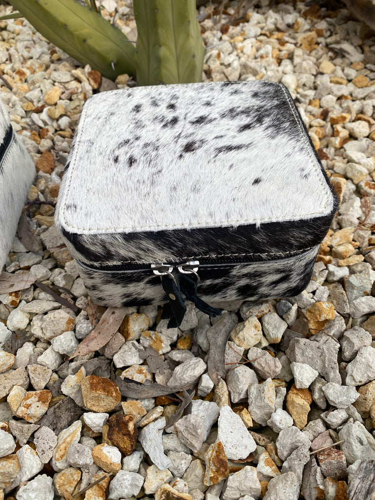 Cowhide Jewellery Box – JB1 – RUSTIC LACE